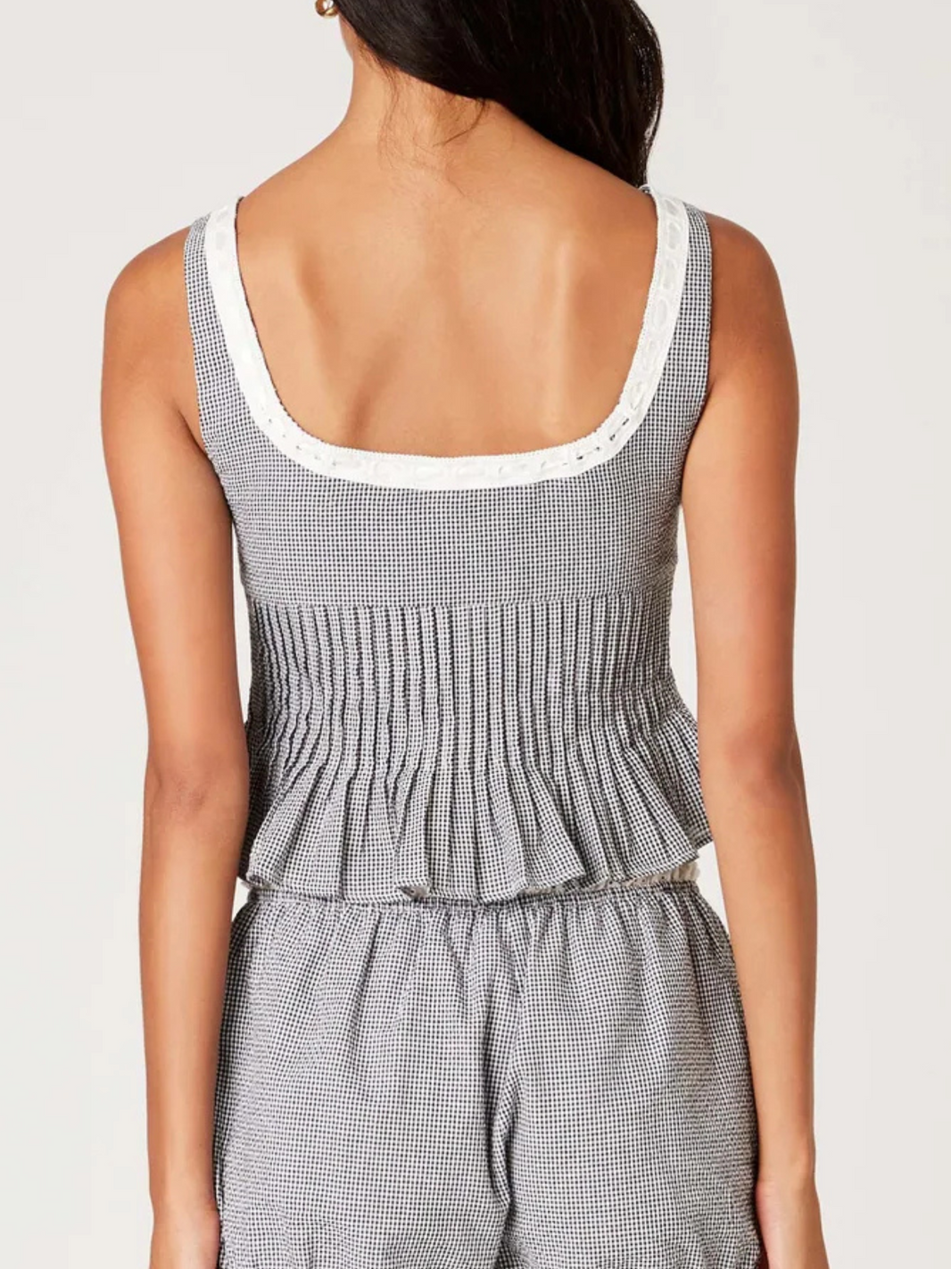 APPAREL – COUTUKITSCH